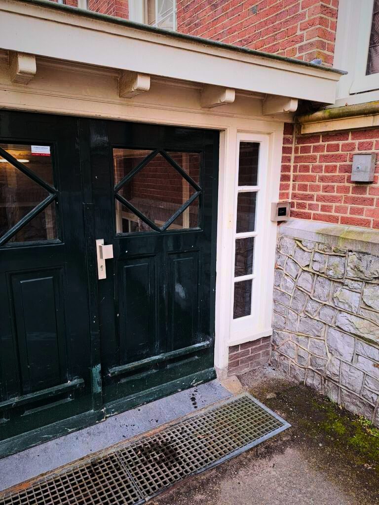 Hageveld: moderne toegangscontrole voor oud seminarie - JMD Nederland